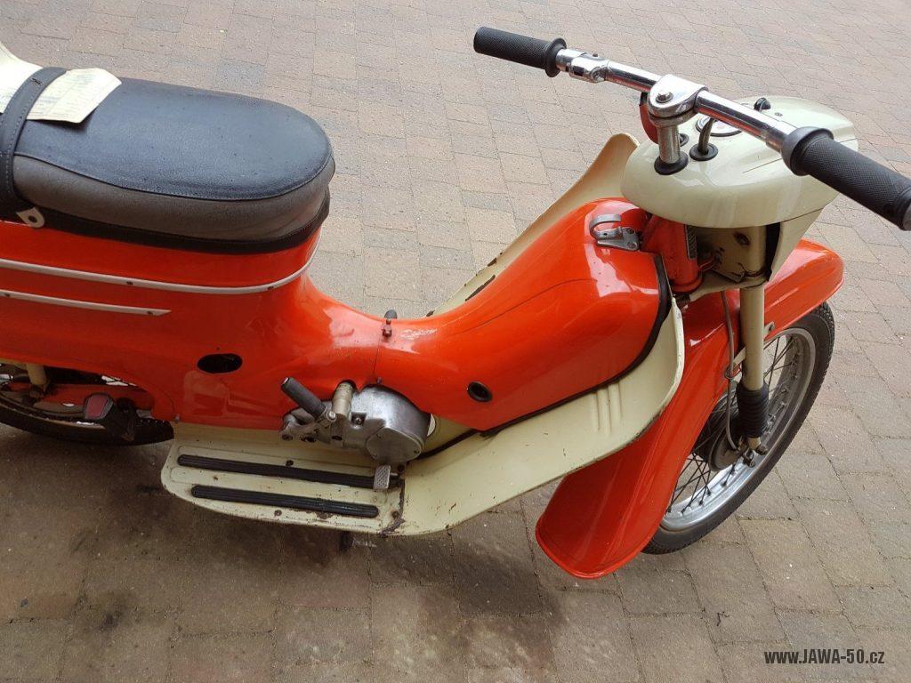 Monografie: exportní Jawa 20 Pionýr z roku 1969 pro NDR – Jawa 50 Pionýr