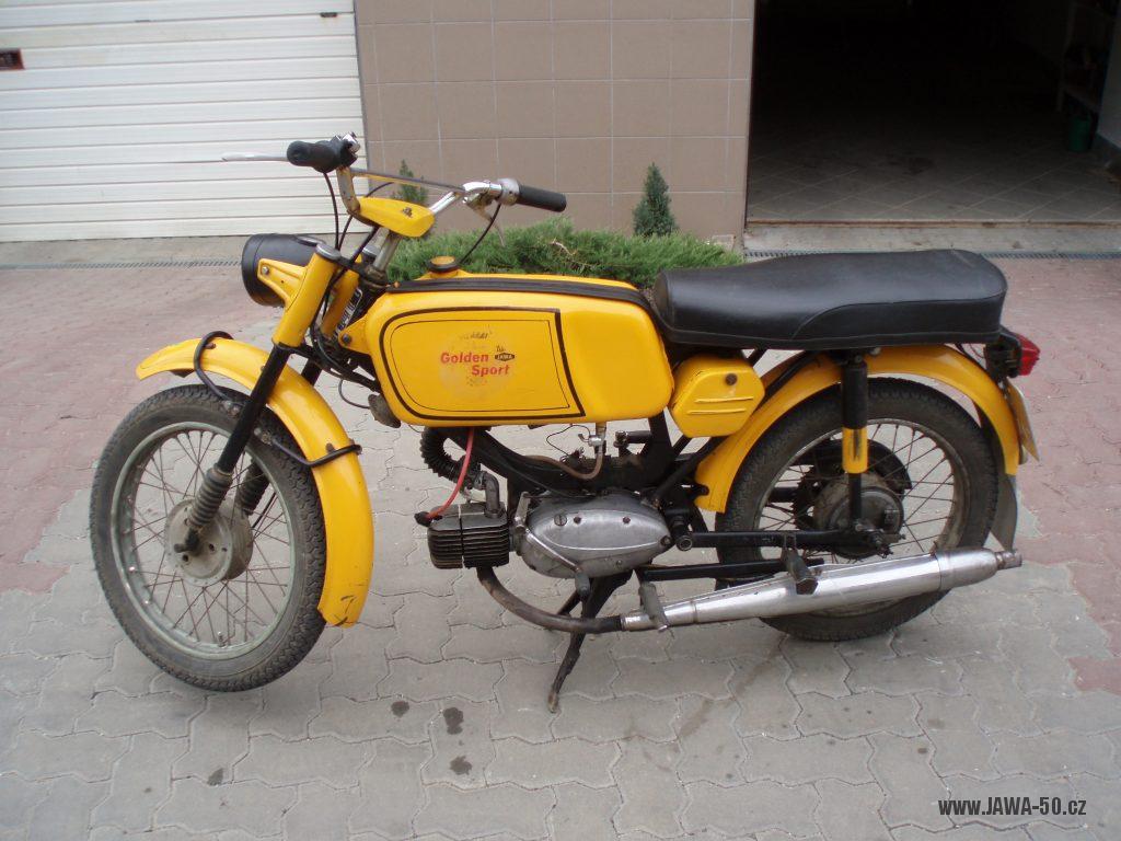 Monografie: exportní Jawa 23 Golden Sport z roku 1972 (2) – Jawa 50 Pionýr